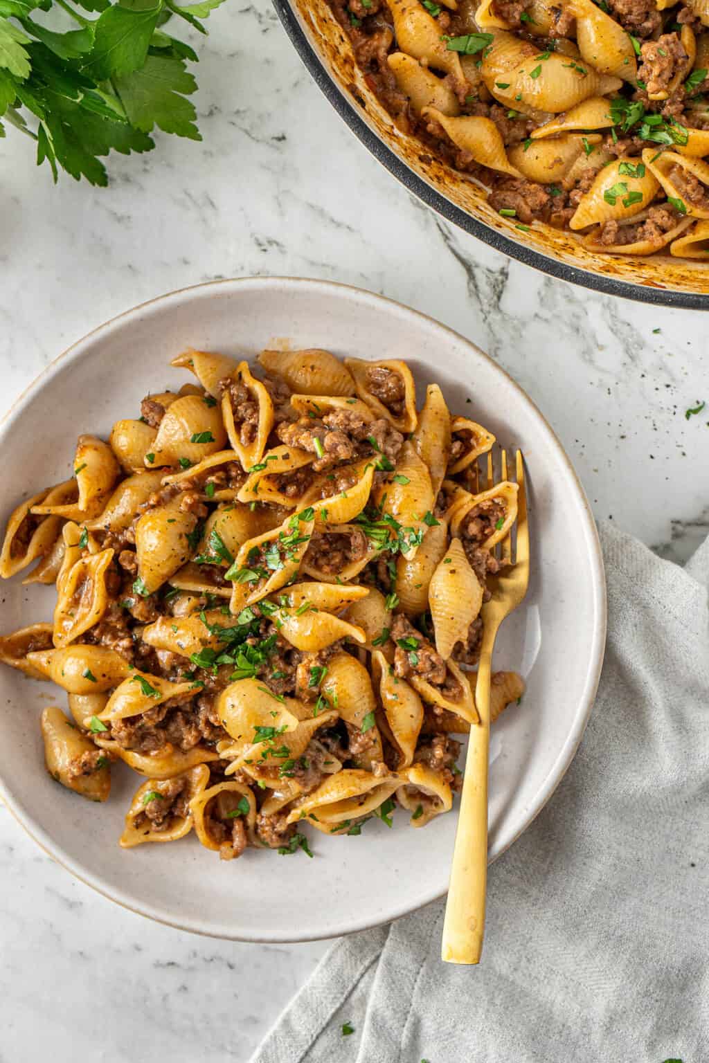 One Pot Beef Mince Pasta - Eight Forest Lane